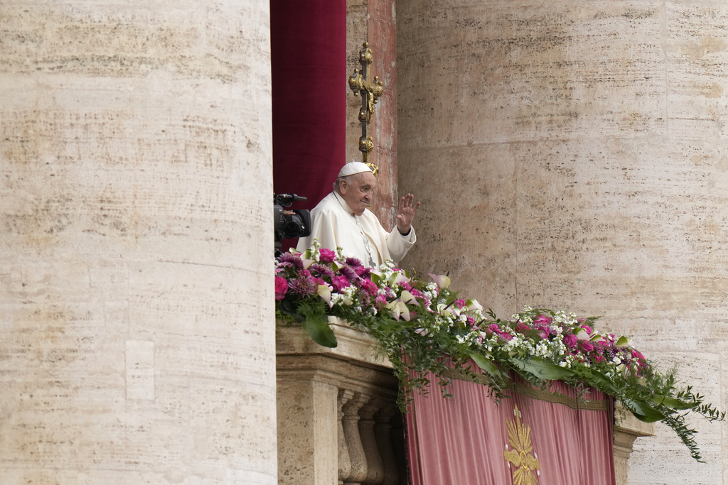 Pope overcomes health concerns to preside over Easter Mass and appeal ...